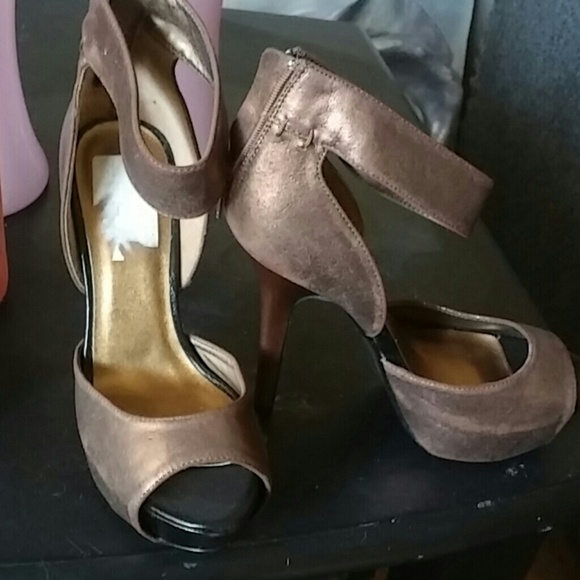 Shoes | Bronze Shoe | Poshmark